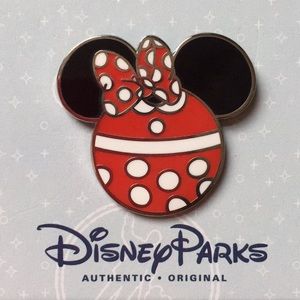 Disney | Accessories | Disney Parks Minnie Mouse Mickey Head Shaped Pin ...